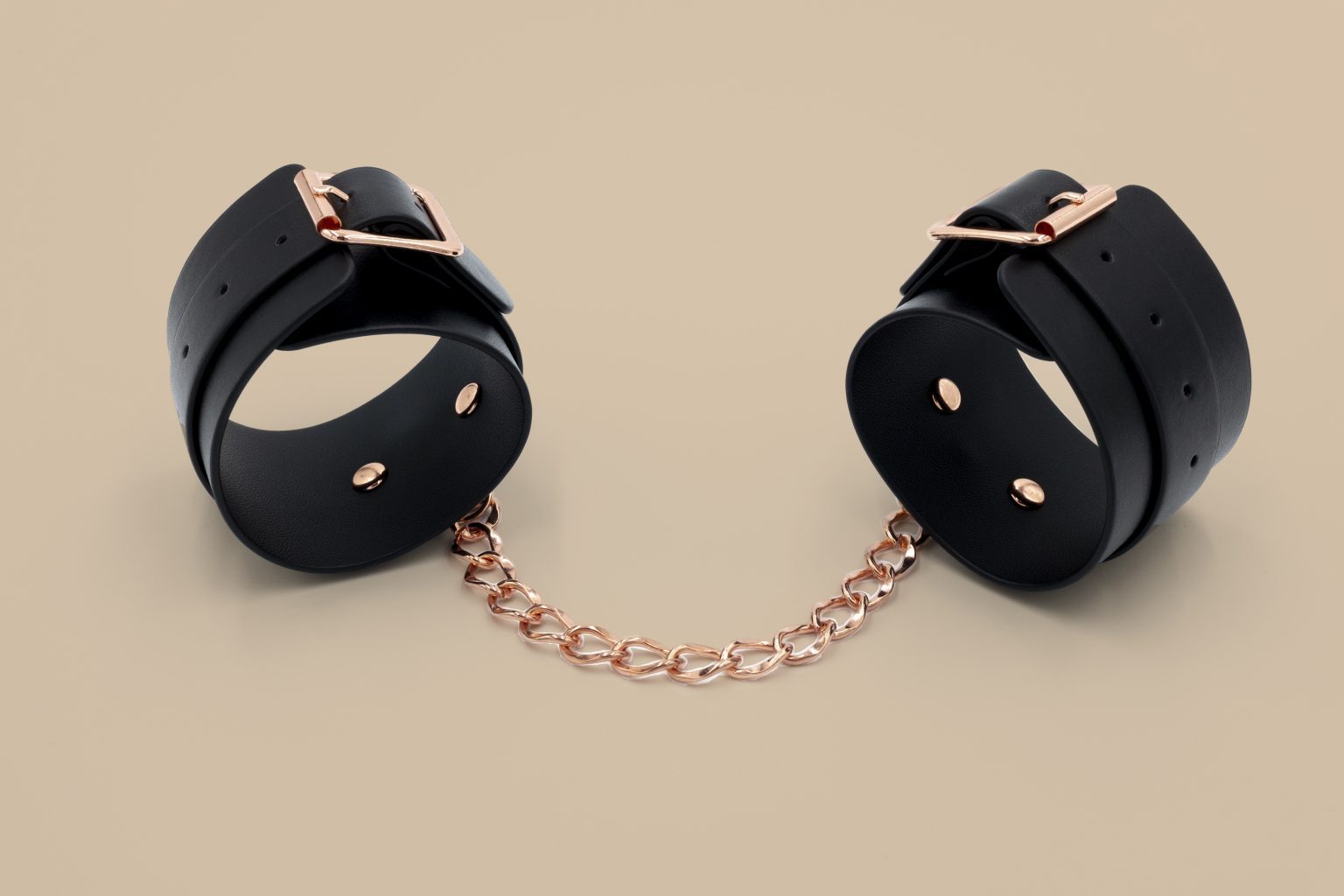 Handboeien zwart en rosé goud - Sensual Minded
